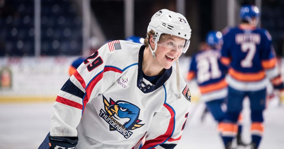 Springfield Thunderbirds | Dryden Hunt Named CCM/AHL Player of the…